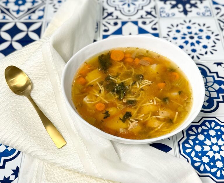 Potaje de Chicharos Cubanos (Split Pea Soup) - Abuela's Cuban Counter